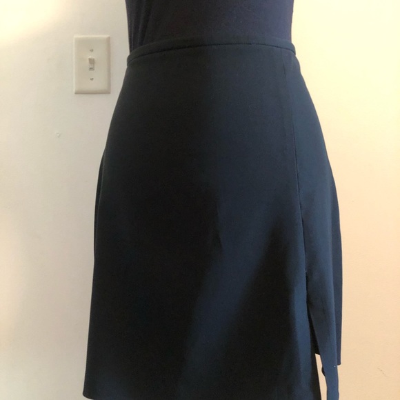Bisou Bisou | Skirts | Bisou Bisou Black Skirt Size 6 With Leg Slit In 6 | Poshmark